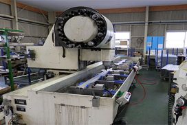 設備（切断からプレス・機械加工・溶接まで一貫したプロセスで生産を行っています。） | 株式会社セキエイ